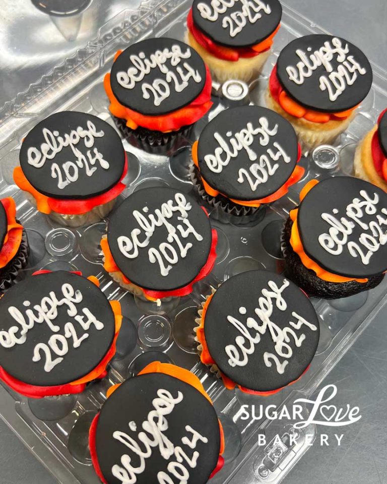 Solar Eclipse Cupcakes – Sugar Love Bakery